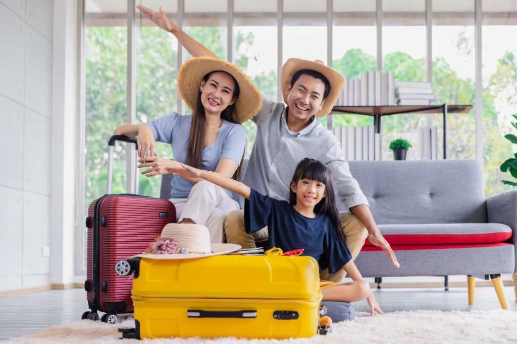 List Packing Untuk Liburan : 7 Tips Packing Anti Ribet - PT Tourezia ...